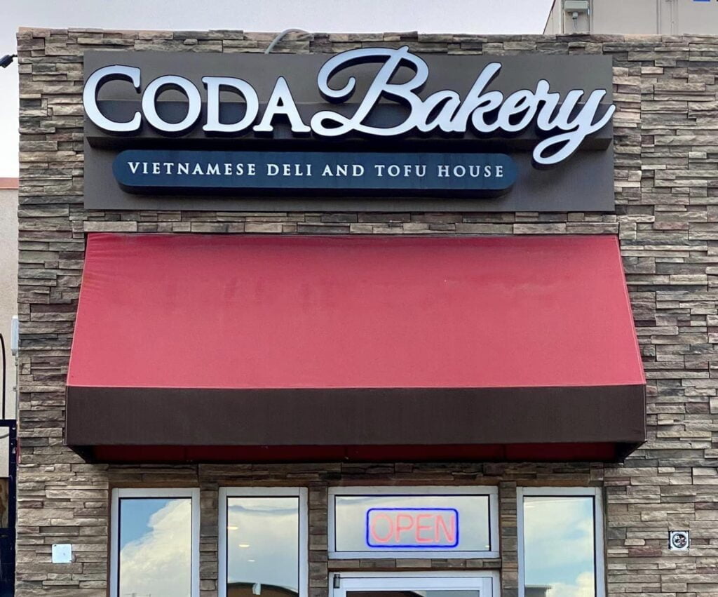Coda Bakery - Triple D Life